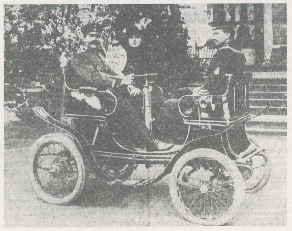 Bildarchiv Ostpreußen, Memel, Schlachthofstraße 1, Das erste Auto in Memel